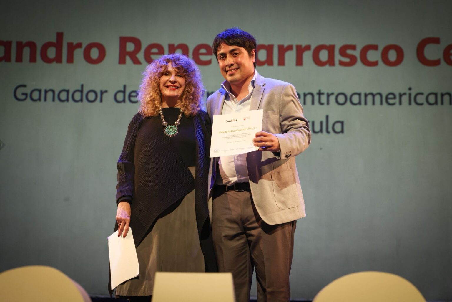 Gran gala de inauguración de Centroamérica Cuenta en el Teatro Lux ...